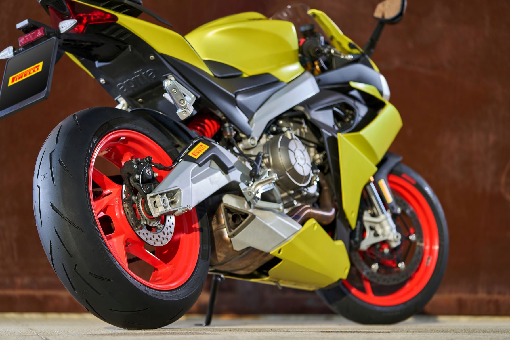 Pirelli Unveils the New Diablo Rosso IV Corsa | Power Wheels Magazine