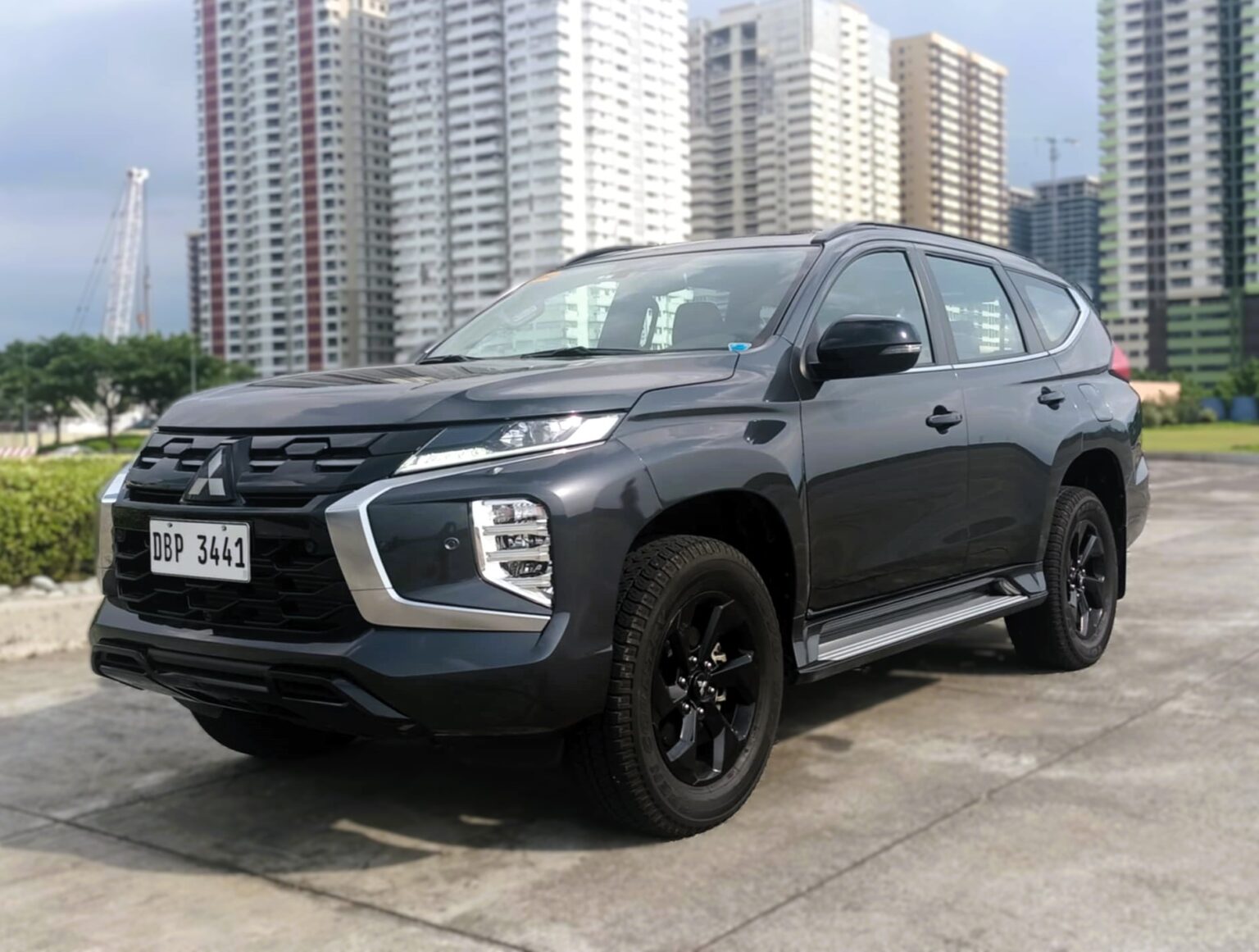 2025 Mitsubishi Montero Sport Black Series: Blacked-out Midsize SUV ...